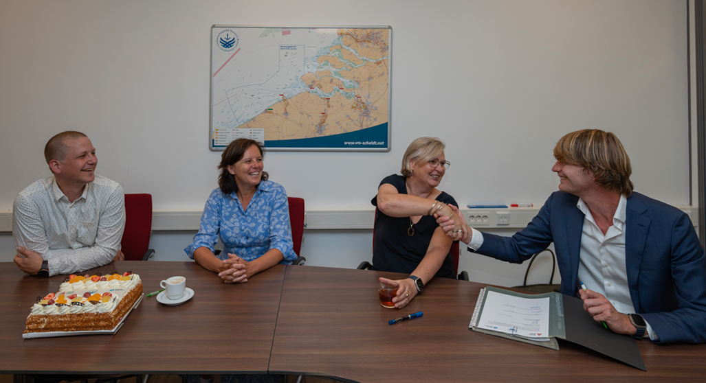 Havenbedrijf Antwerpen-Brugge, Havenbedrijf Rotterdam en het ...